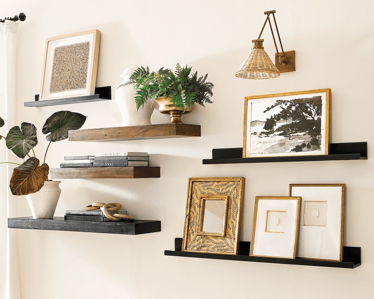 Hanging Wall Art Complete Guide - How to Decorate