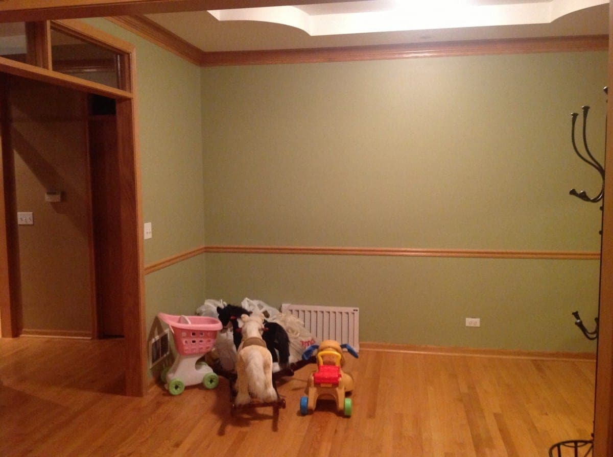 Confusing Entry Room - How to Decorate