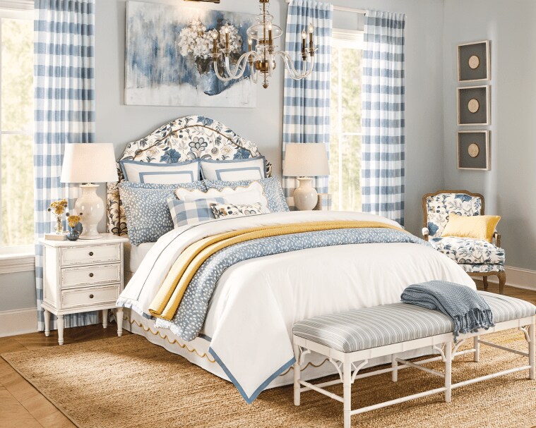 How to Mix and Match Patterned Bedding - How to Decorate