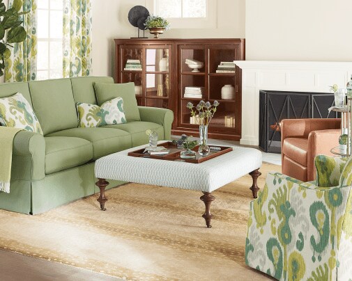 10 Living Rooms Without Coffee Tables - How to Decorate