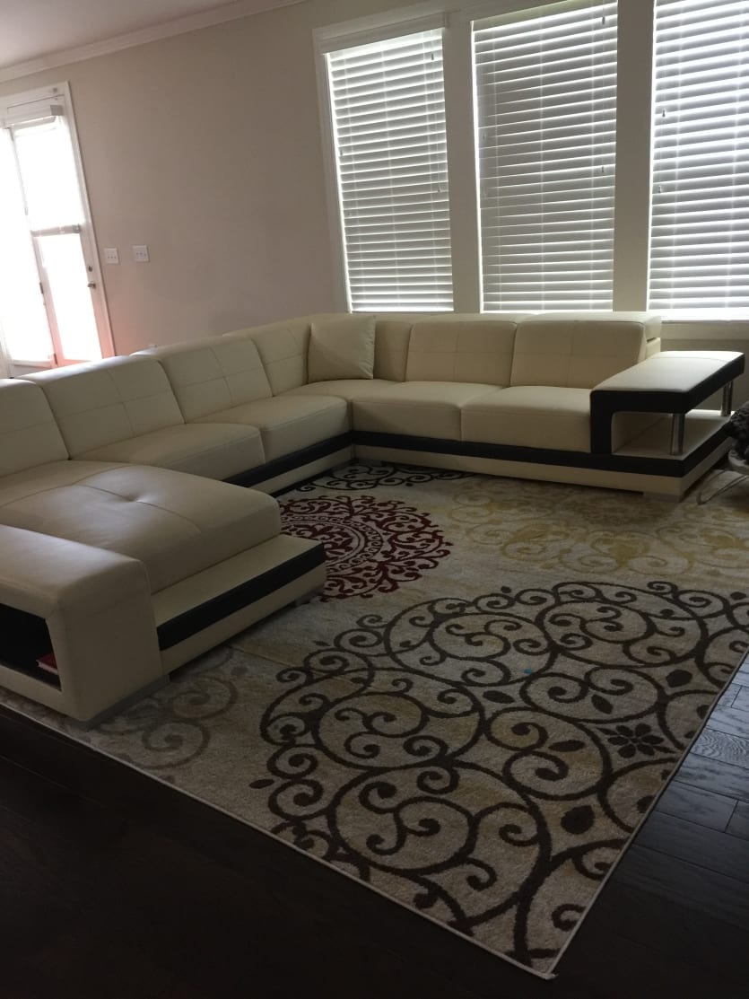 Decorating Dilemma: Soujanya's Living Room - How to Decorate