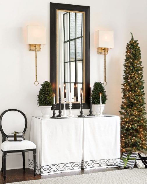 Dress Up Your Topiary for the Holidays - How to Decorate
