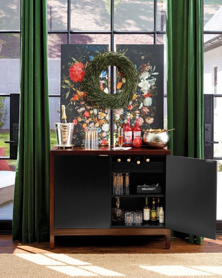 How to Set Up a Bar for Your Holiday Party - How to Decorate