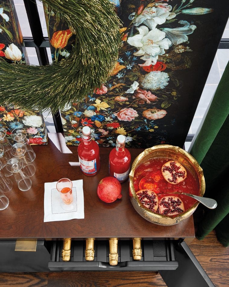 How to Set Up a Bar for Your Holiday Party - How to Decorate