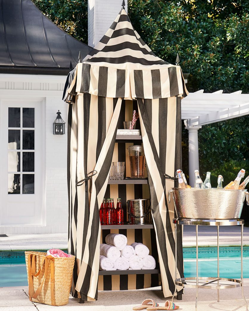 How to Up Your Outdoor Decorating Game - How to Decorate