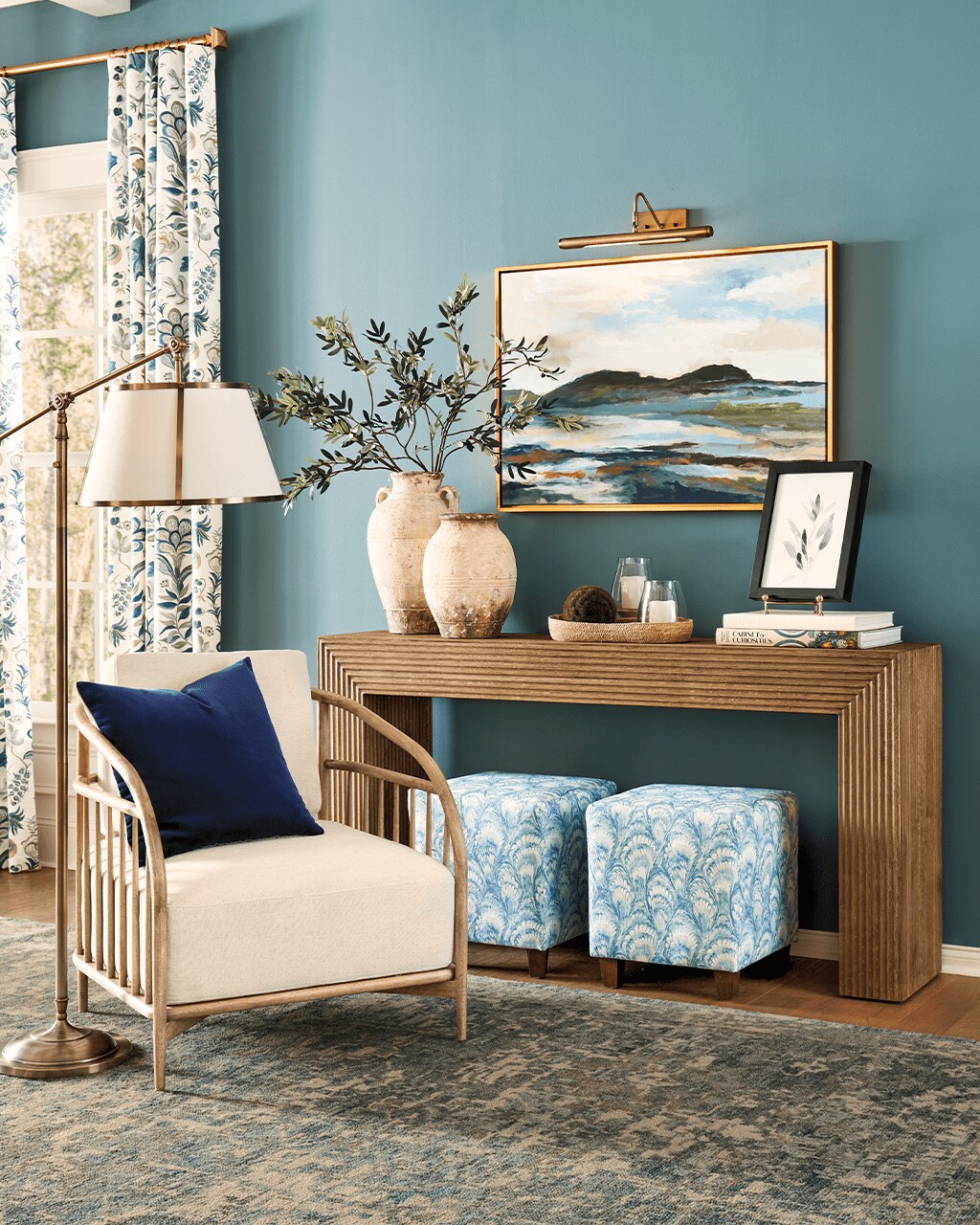 Neutral Living Room: How to Add Color to Your Space