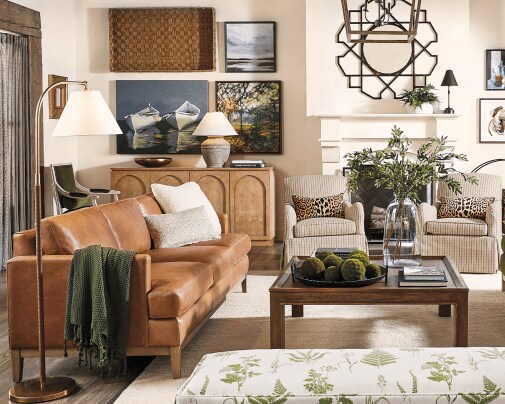 10 Ways to Fill Space Over Your Sofa