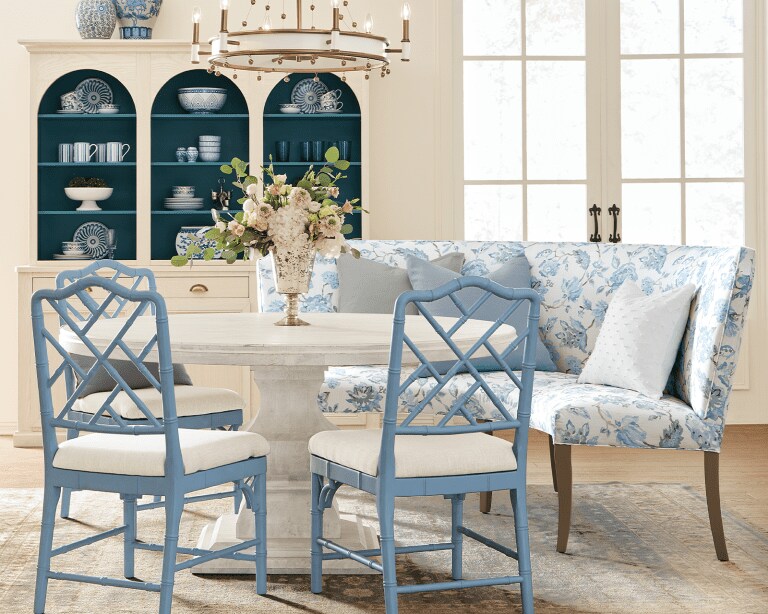 How to Space Furniture in Your Room - How to Decorate
