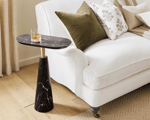 How to Space Furniture in Your Room - How to Decorate