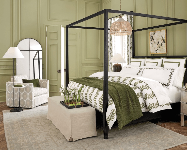 20 Green Rooms and Why You NEED this Color in Your Home